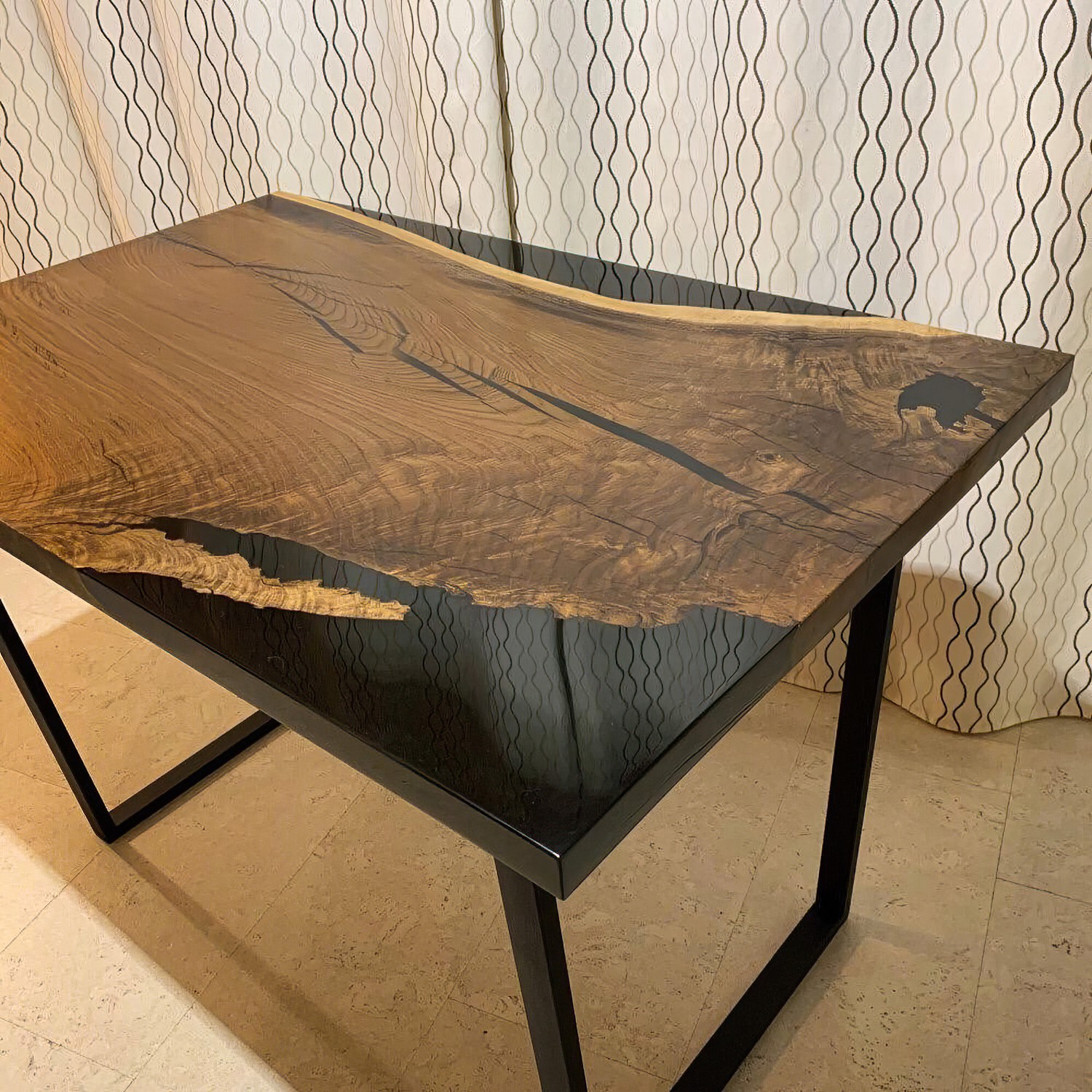 Solid Wood Computer Table -Epoxy Resin - Vilasaa